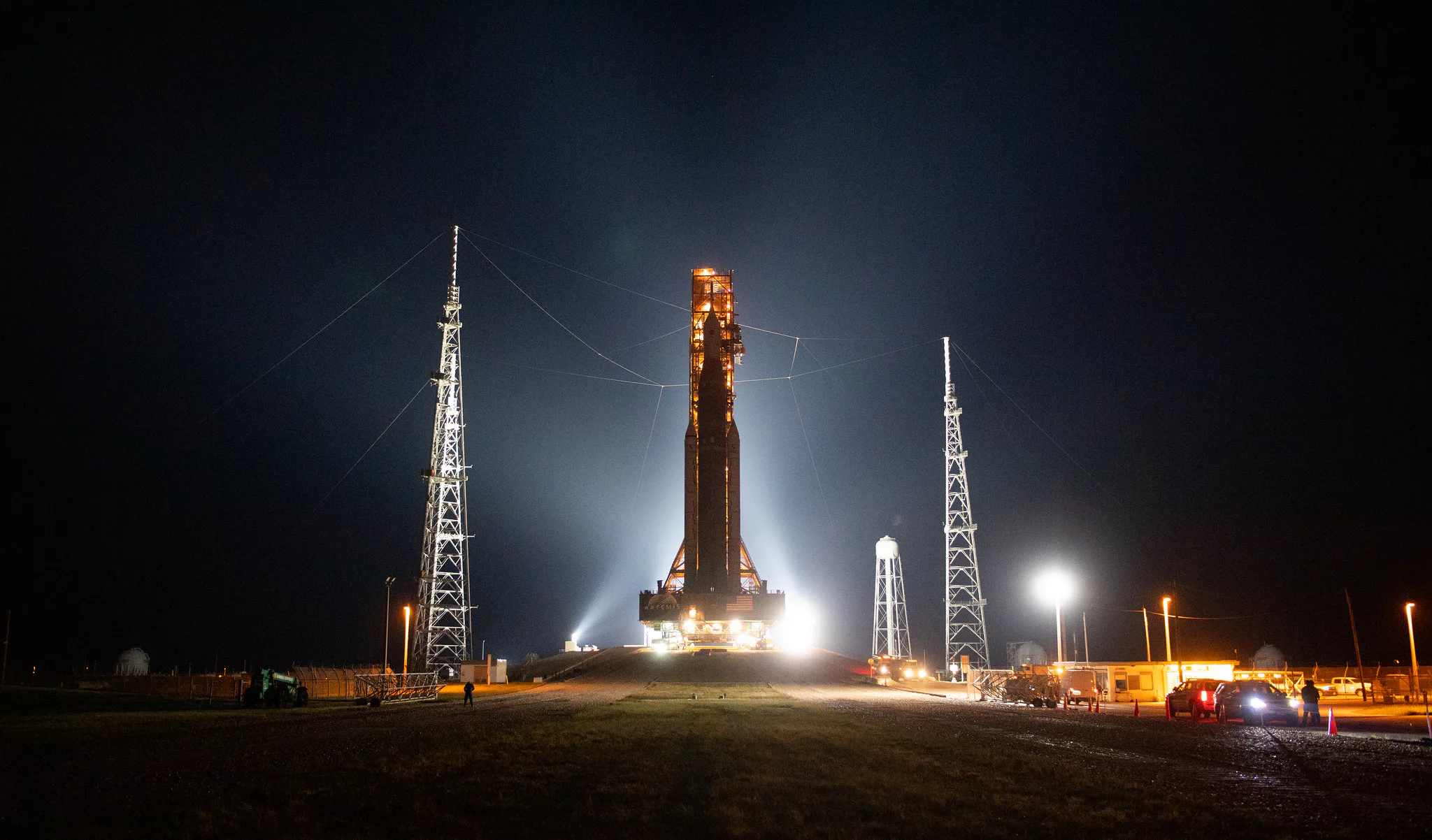 Artemis SLS on the launchpad and more: Understand the world through 7 ...