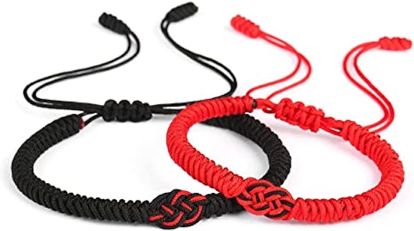 15 Long-Distance Relationship Bracelets Your Partner Will Love