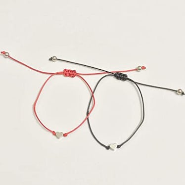 15 Long-Distance Relationship Bracelets Your Partner Will Love