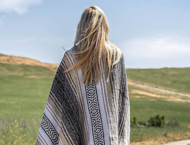The 7 Best Outdoor Blankets