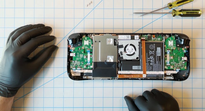 Valve confirms we’re going to see a lot more Steam Deck in the future