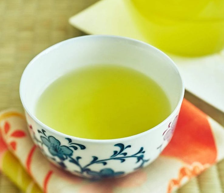 The Best Green Teas To Sip On For An Antioxidant Boost
