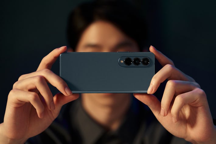 Samsung's Galaxy Z Fold 4 has a first-class camera system