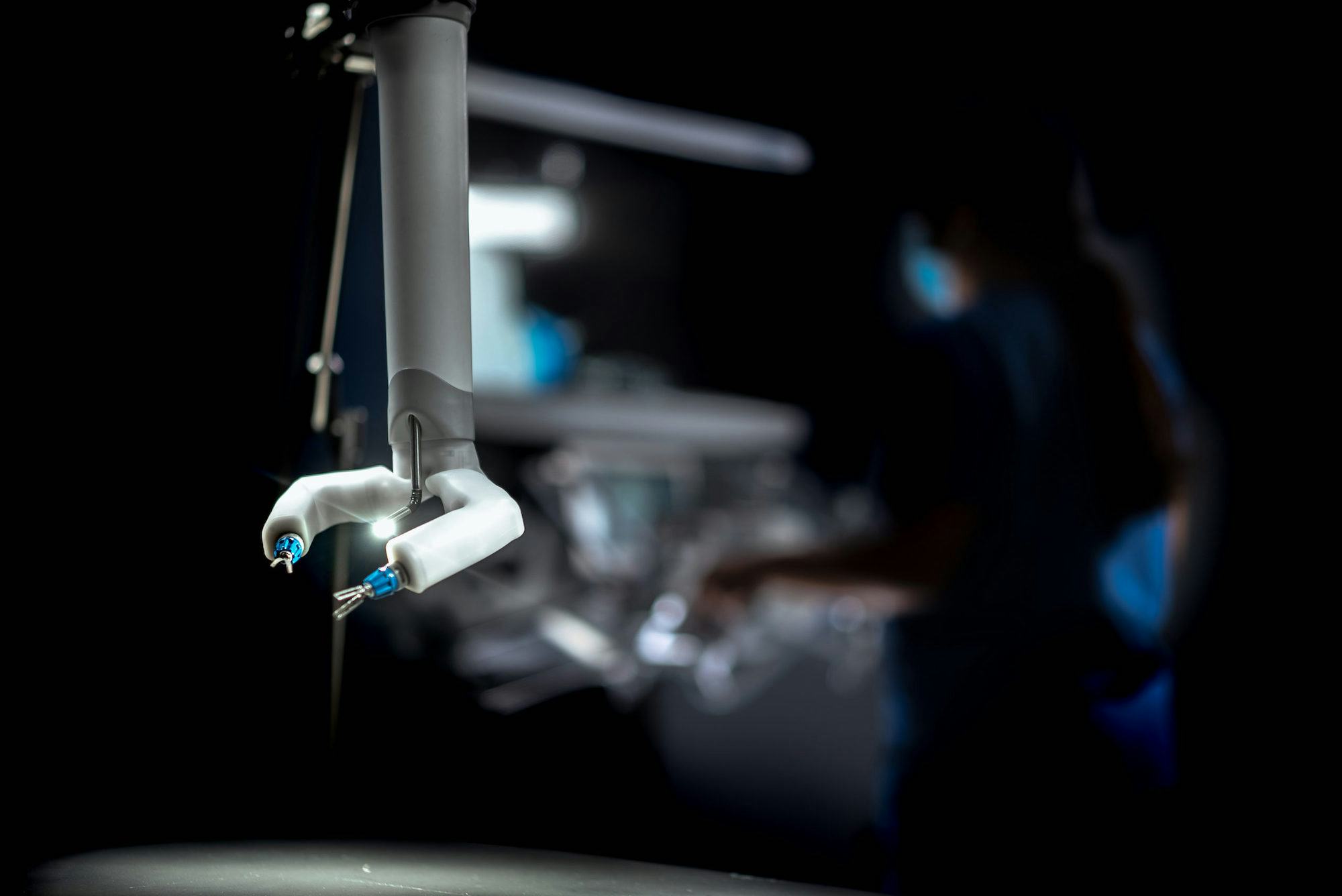 A small robot on the ISS will practice performing surgery in space