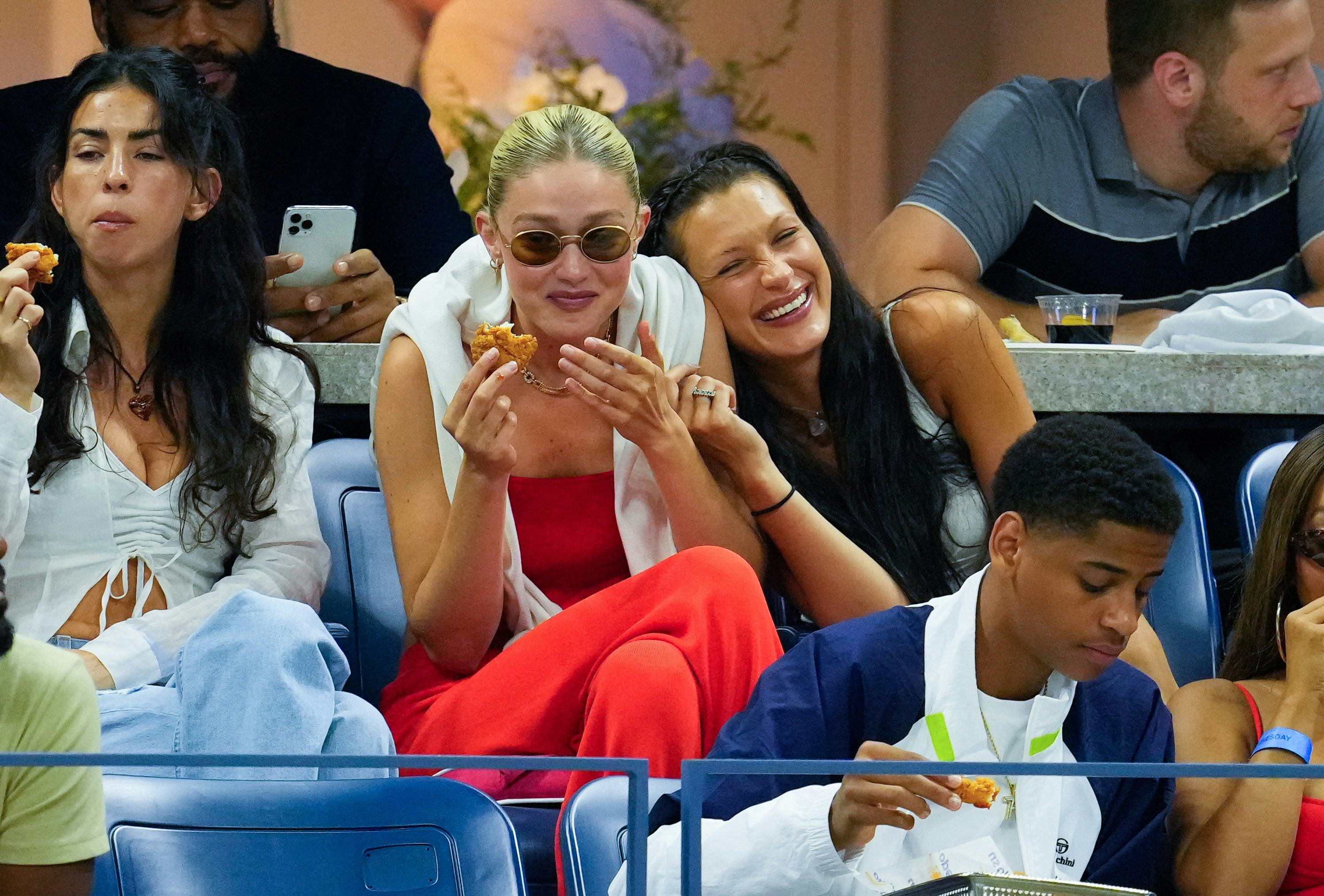 Celebrity Outfits At The 2022 US Open — See What Everyone Wore