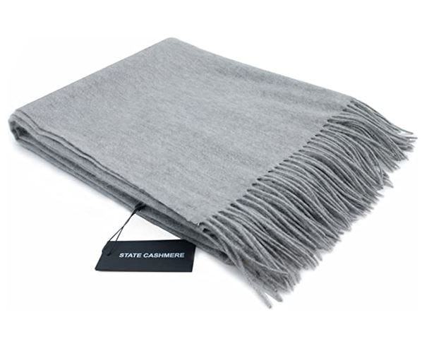 The 10 Best Cashmere Blankets