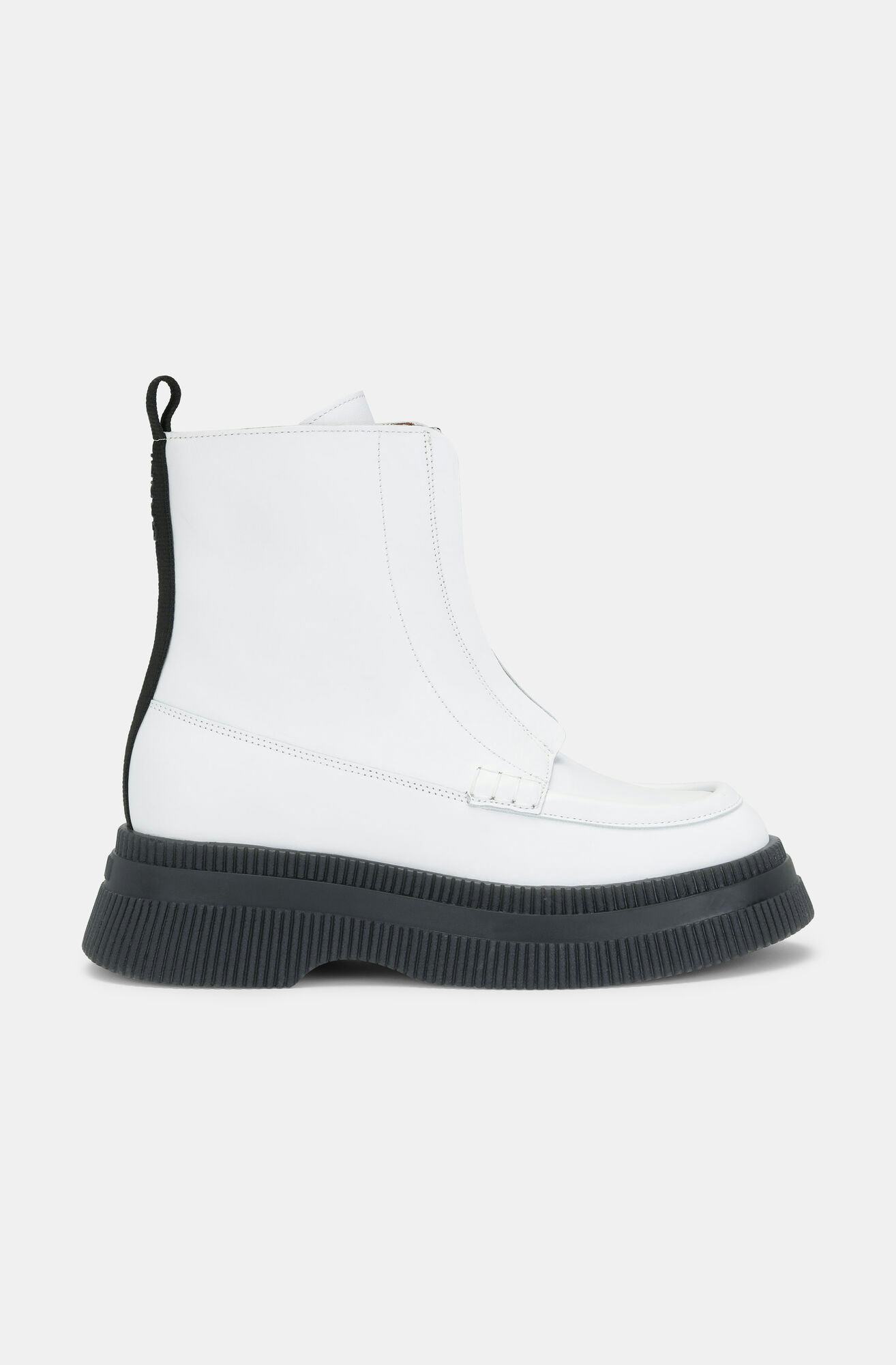 White Ankle Boots: Here Are The 5 Styles To Shop This Fall