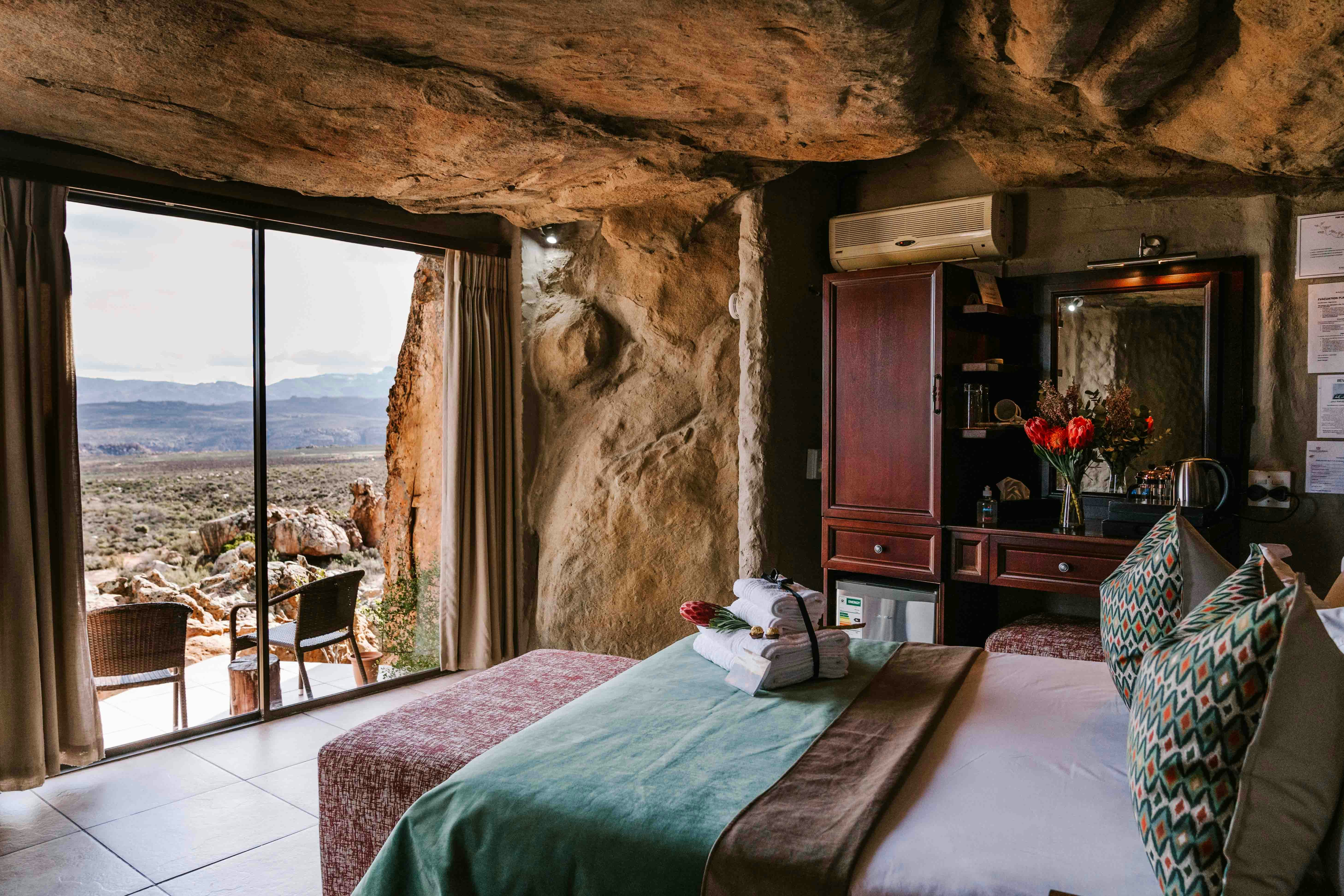 Incredible Caves You Can Stay In For The Most Unforgettable Vacation