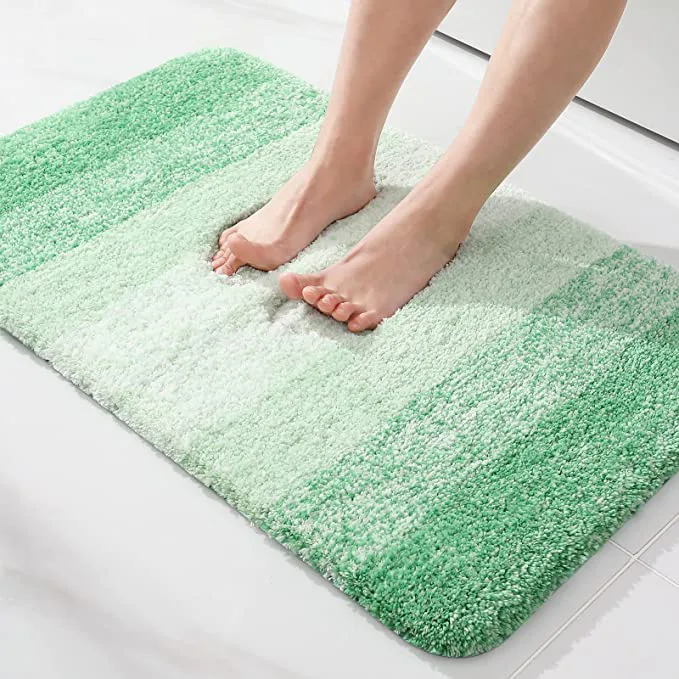 Chic Bathroom Mats That’ll Help You Dip Your Toe Into The Maximalist Trend
