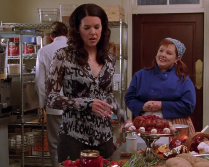 Lorelai Gilmore’s Wildest Outfits: The Good, The Bad, & The Bandanas