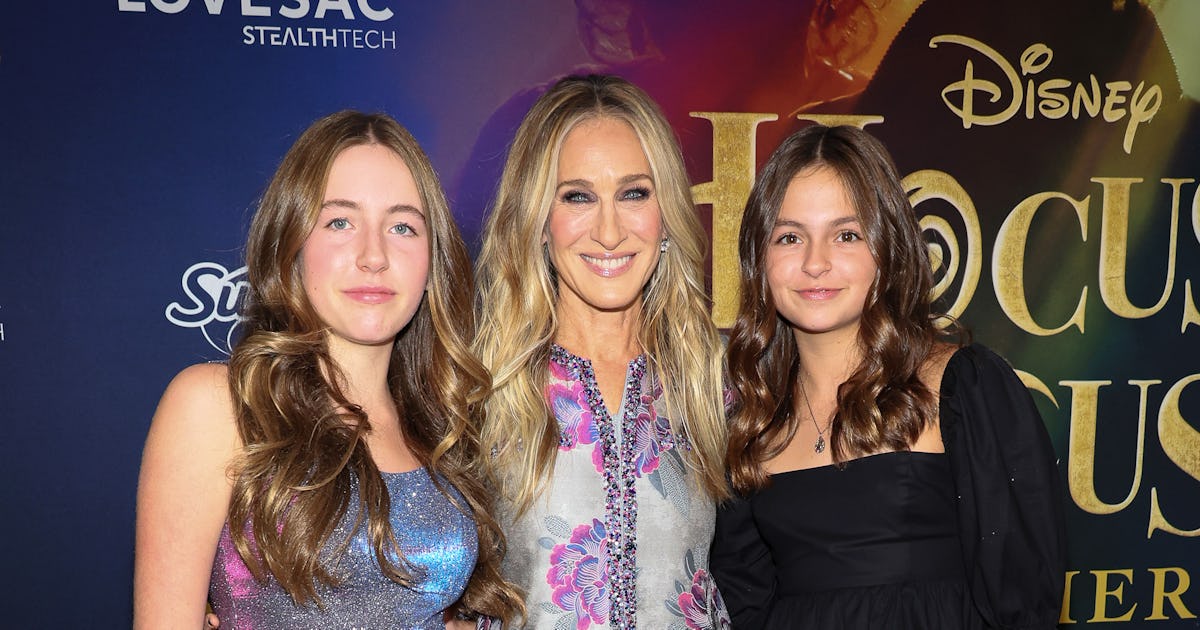 Sarah Jessica Parker's Twins, Marion and Tabitha, Make a Rare Appearance Sarah Jessica Parker's Twins, Marion and Tabitha, Make a Rare Appearance