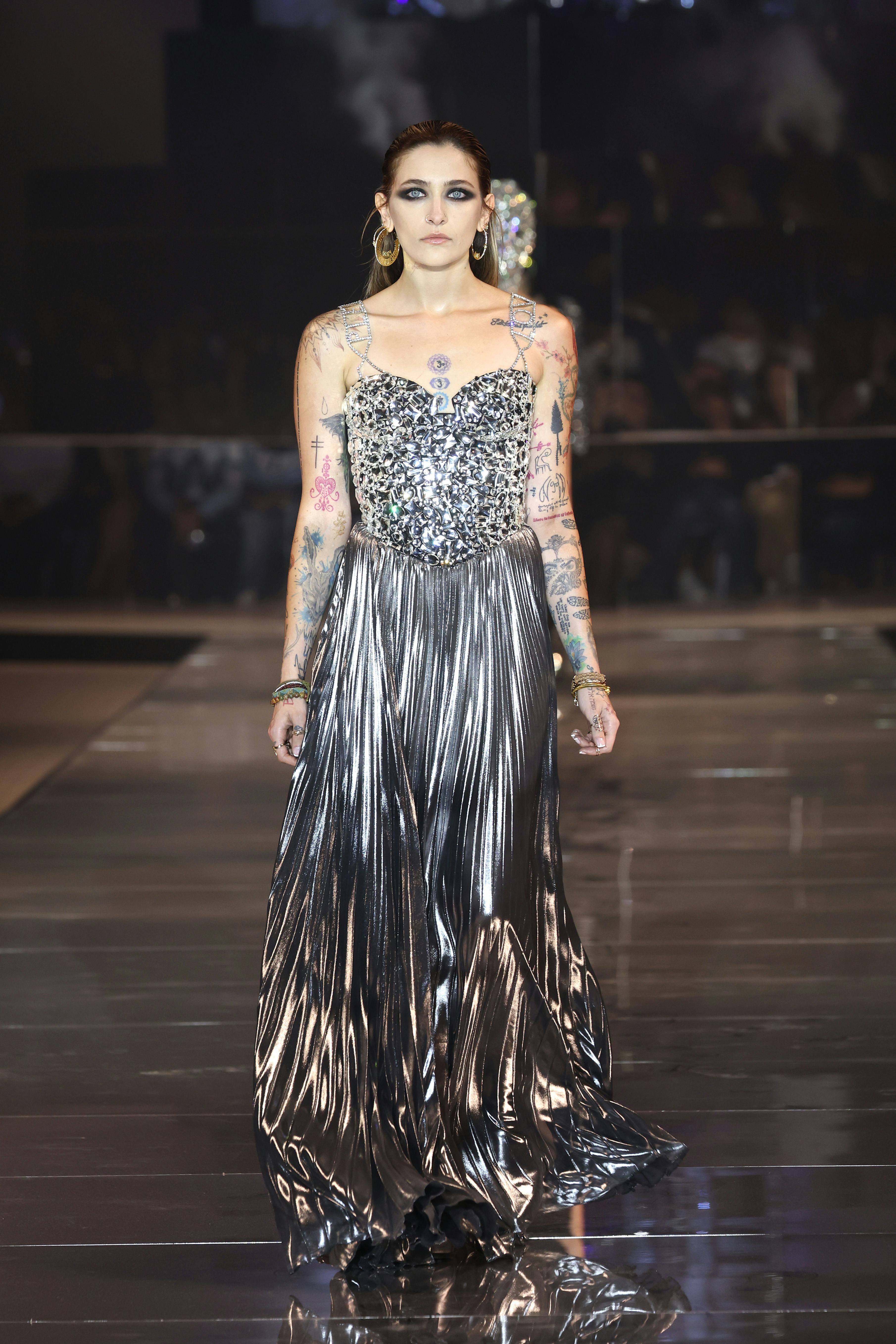 Fashion Week Spring 2023: The Most Surprising Models