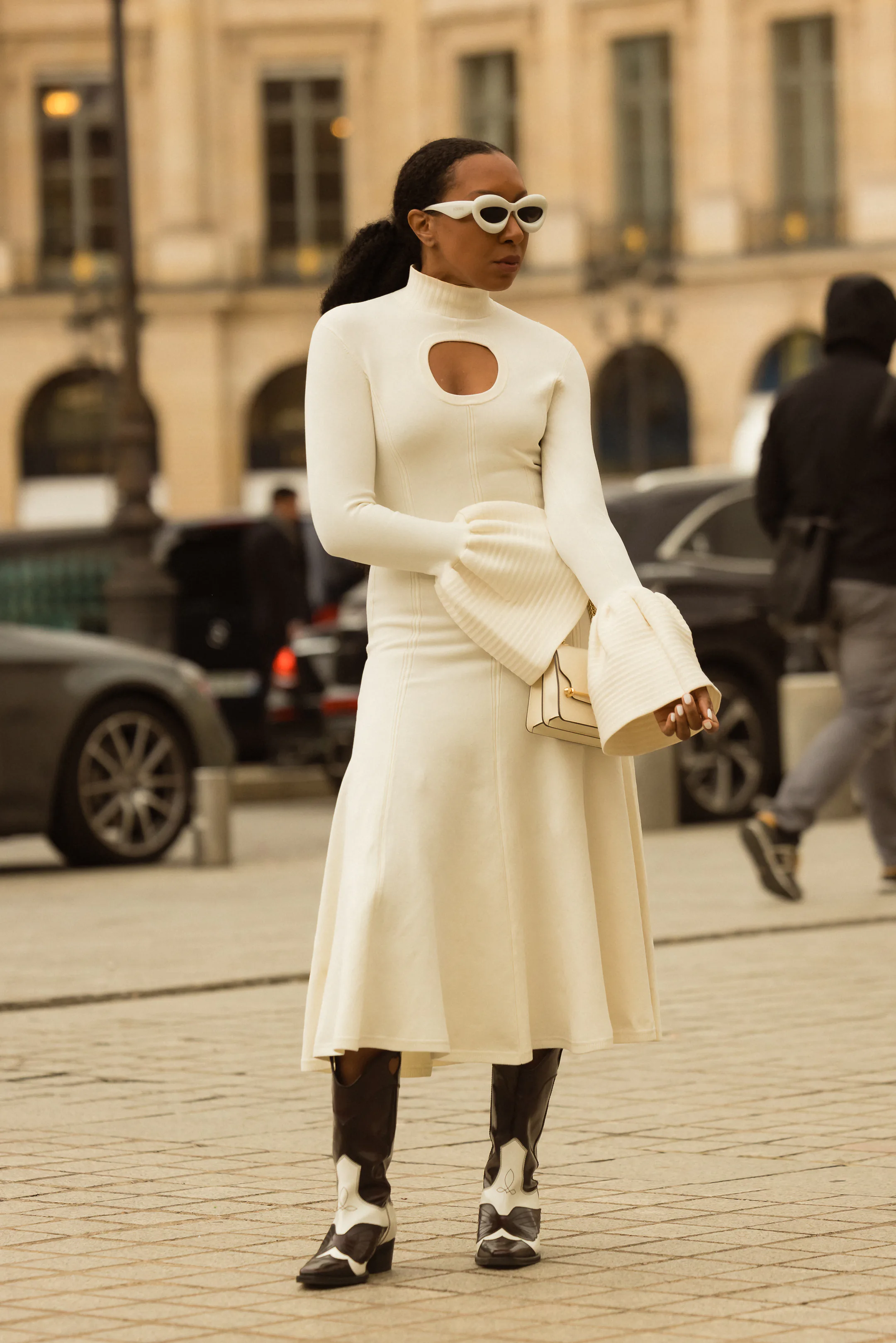 Paris Fashion Week Spring/Summer 2023 Street Style Is So Simple & Chic