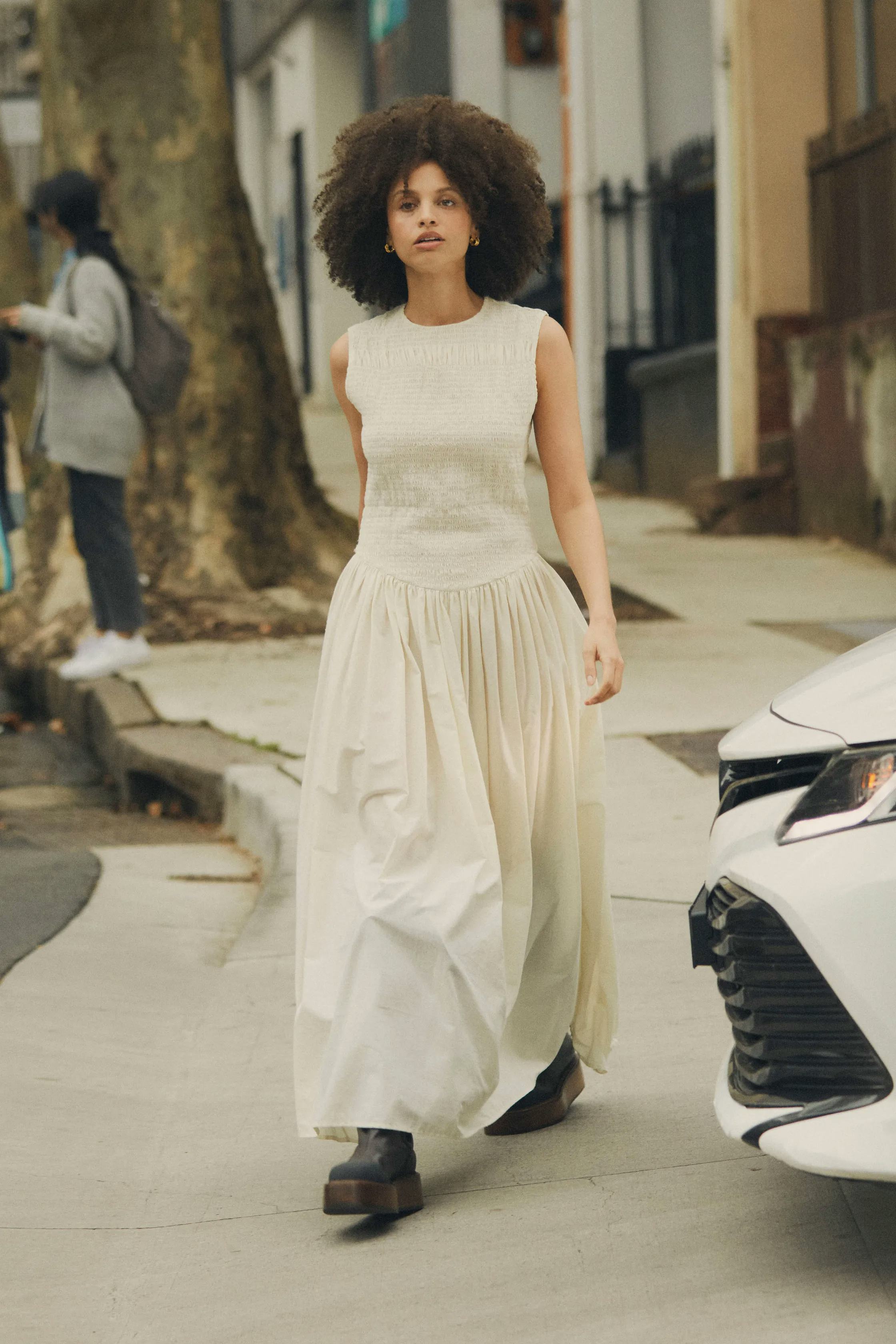 1920s Fashion Trends Are Back In Style For 2022 — Here's Why