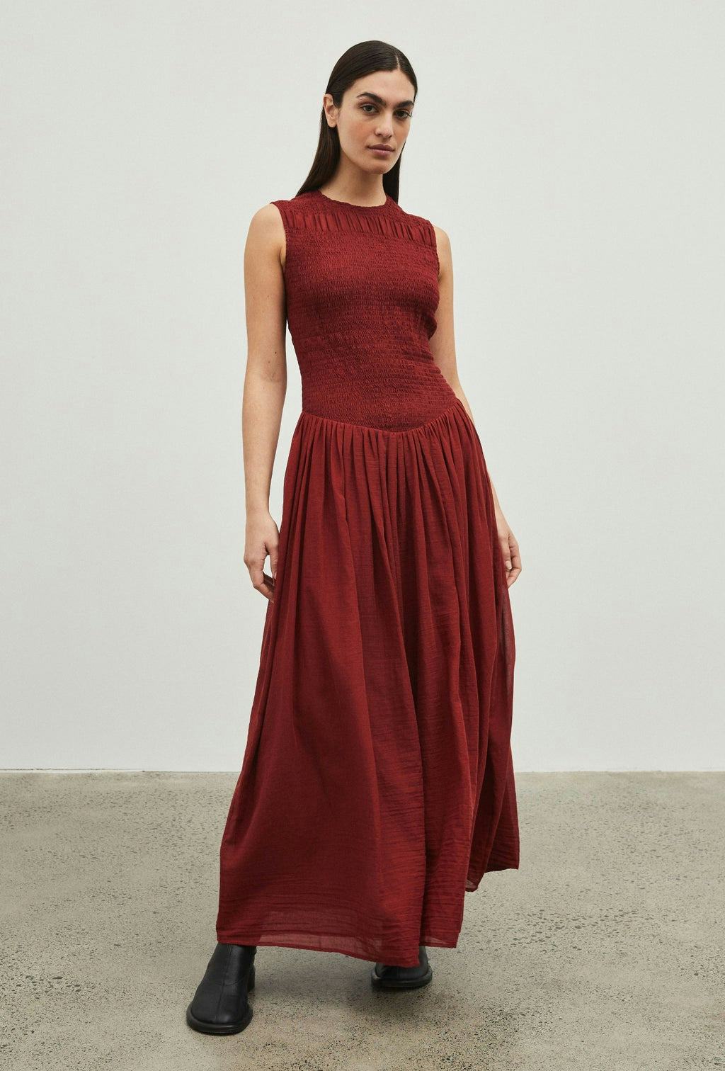 1920s Fashion Trends Are Back In Style For 2022 — Here's Why