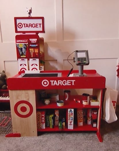 Rupert Grint's Daughter Loves Target So Much He Built Her A Mini-Store Rupert Grint's Daughter Loves Target So Much He Built Her A Mini-Store