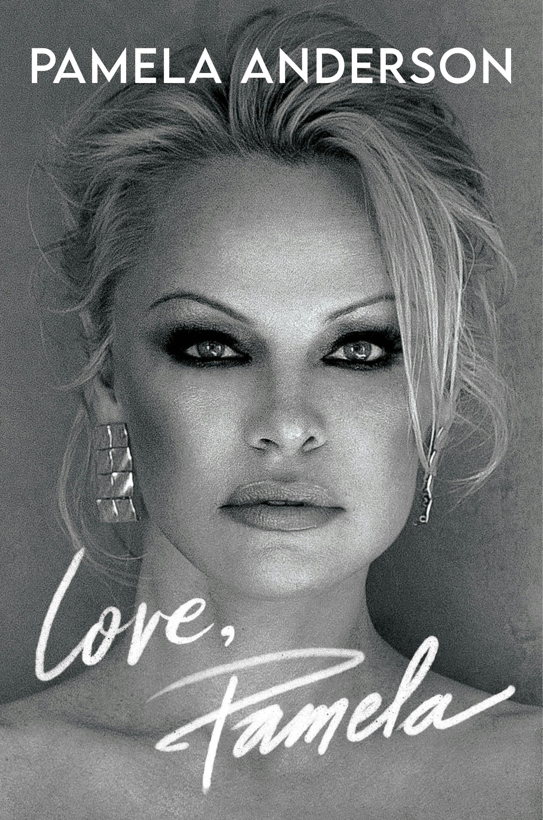 Pamela Anderson's Most Iconic Makeup & Hairstyles