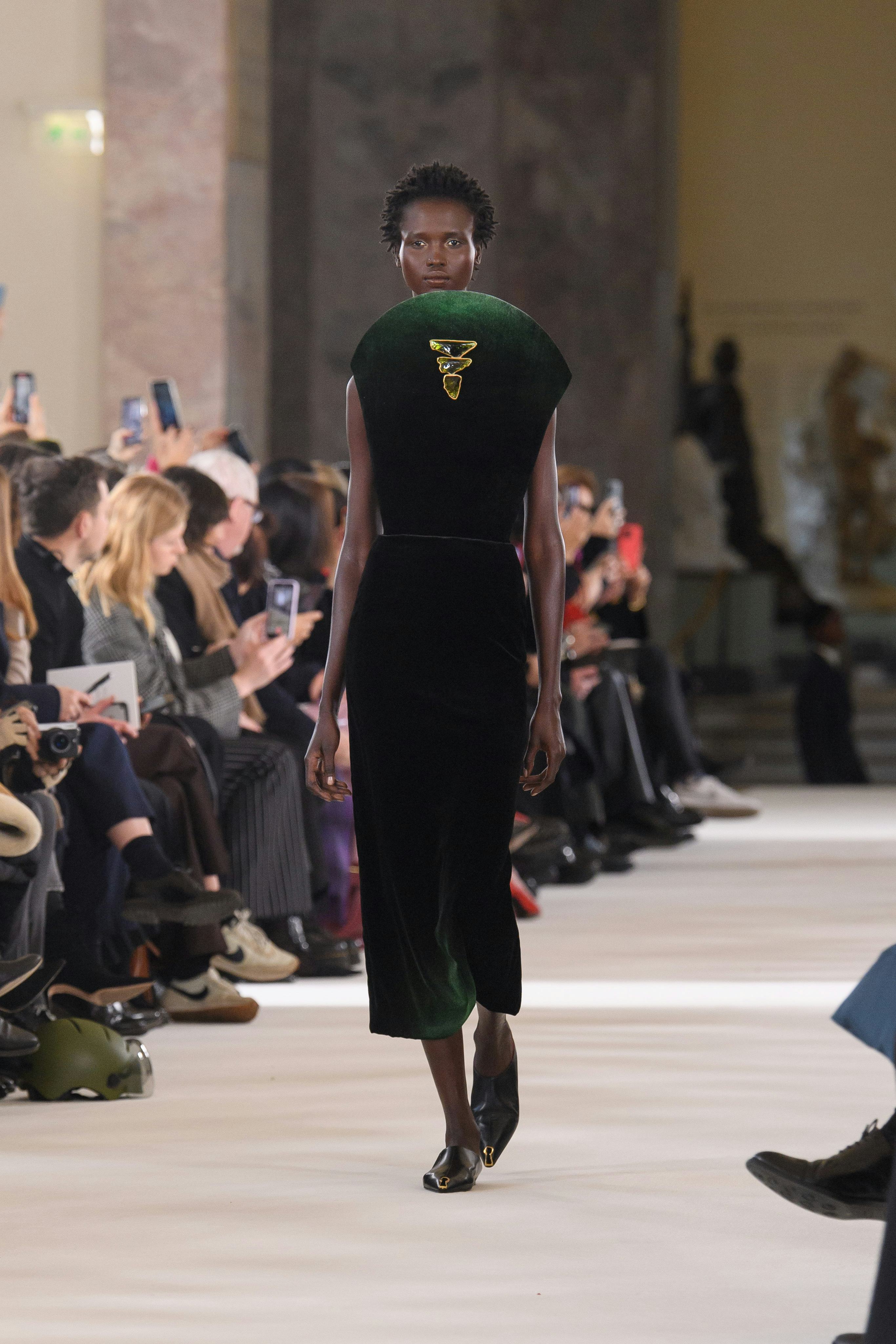 Schiaparelli Couture Spring 2023 Review: A Walk on the Wild Side
