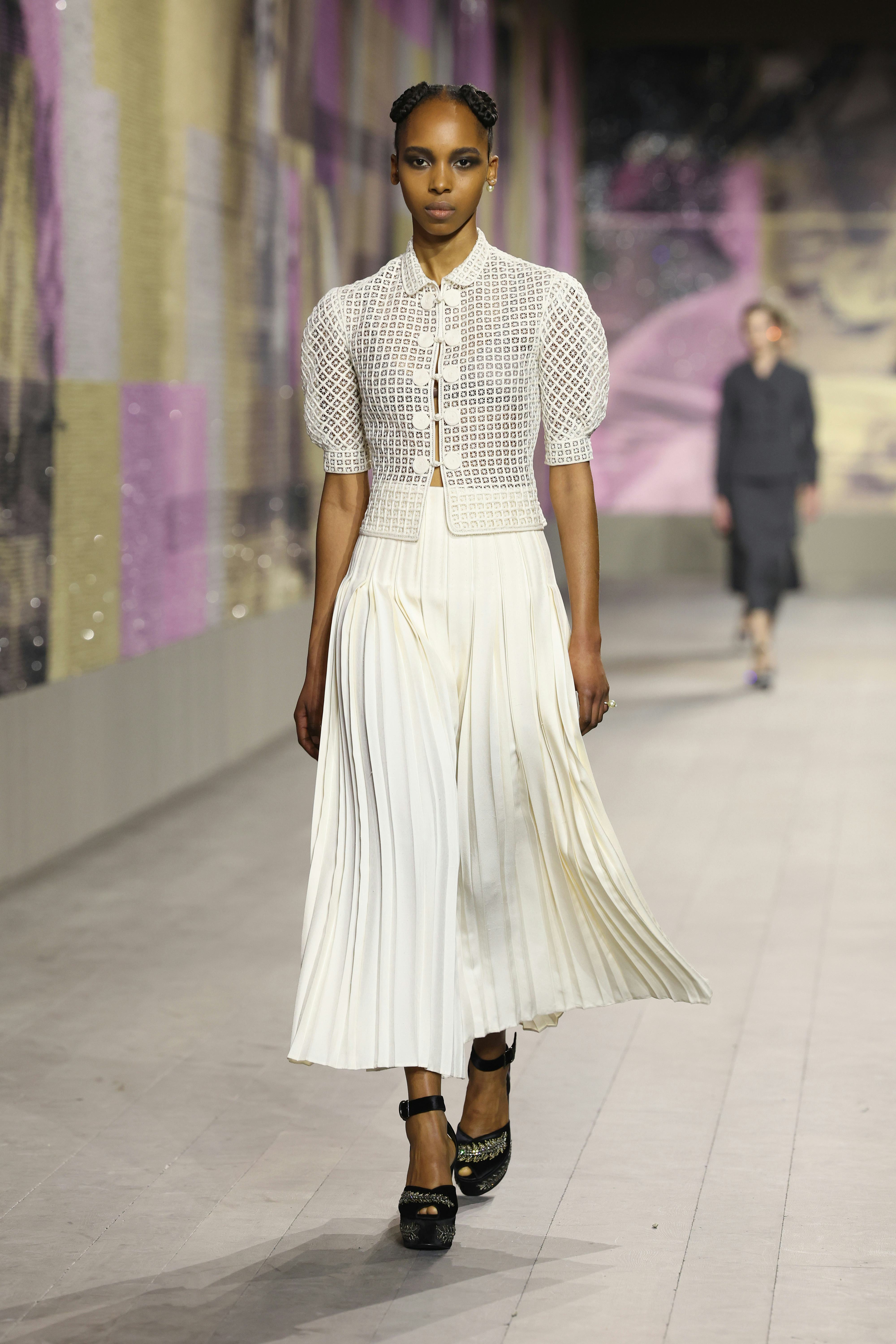 Dior Couture Spring 2023 Review: An Ode to the Artist