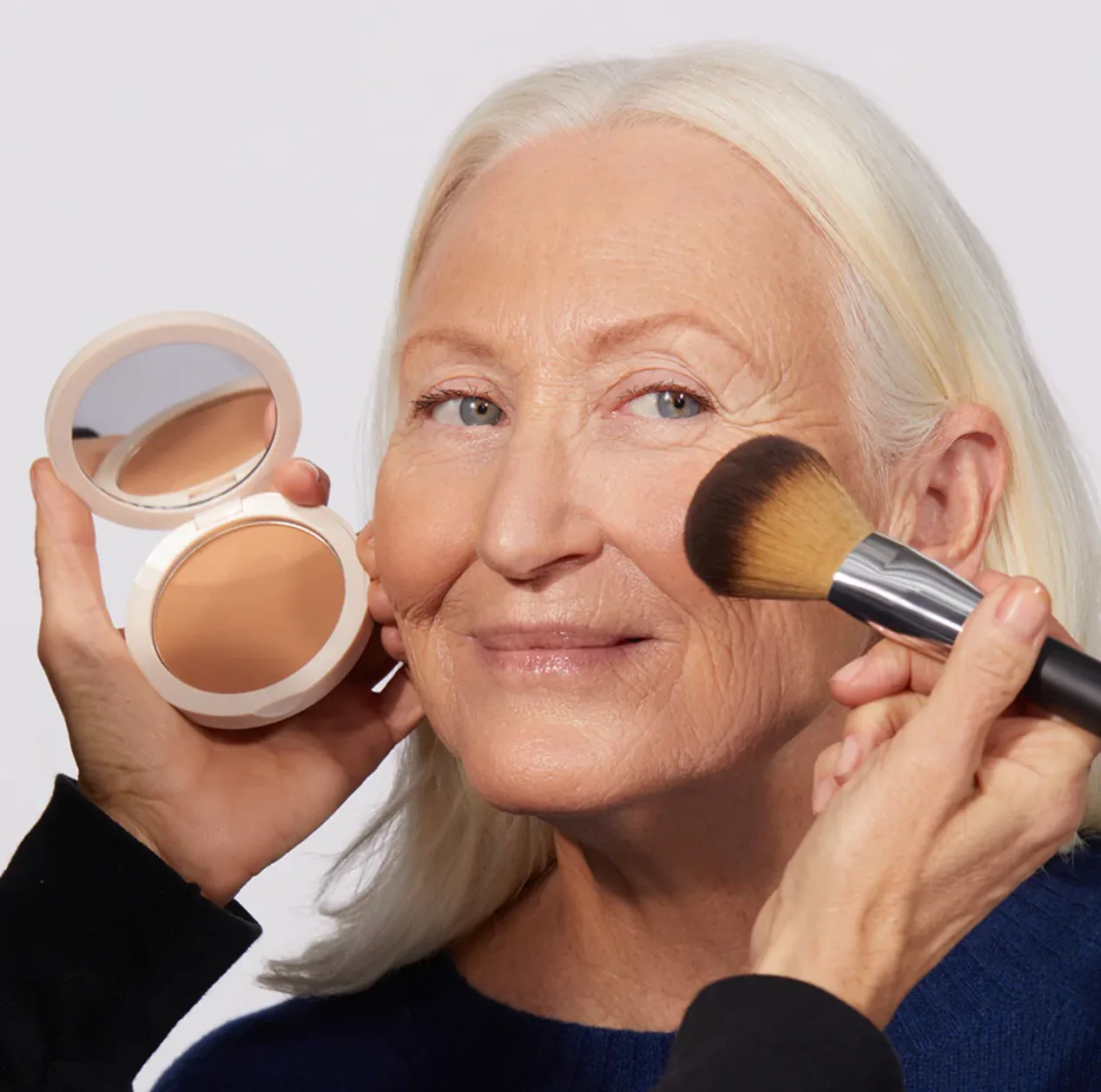Jones Road's First-Ever Bronzer Makes Beachy Beauty A Breeze