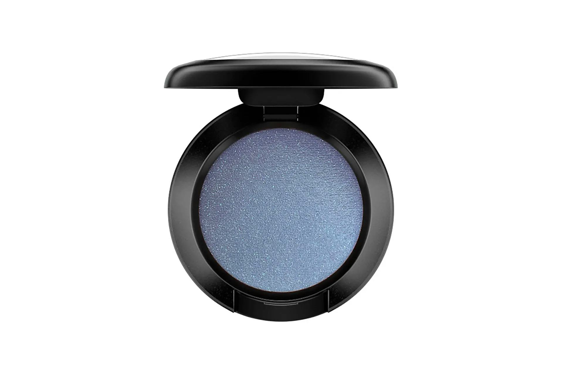 How To Get TikTok’s Viral “Washed Denim” Eye Makeup Look