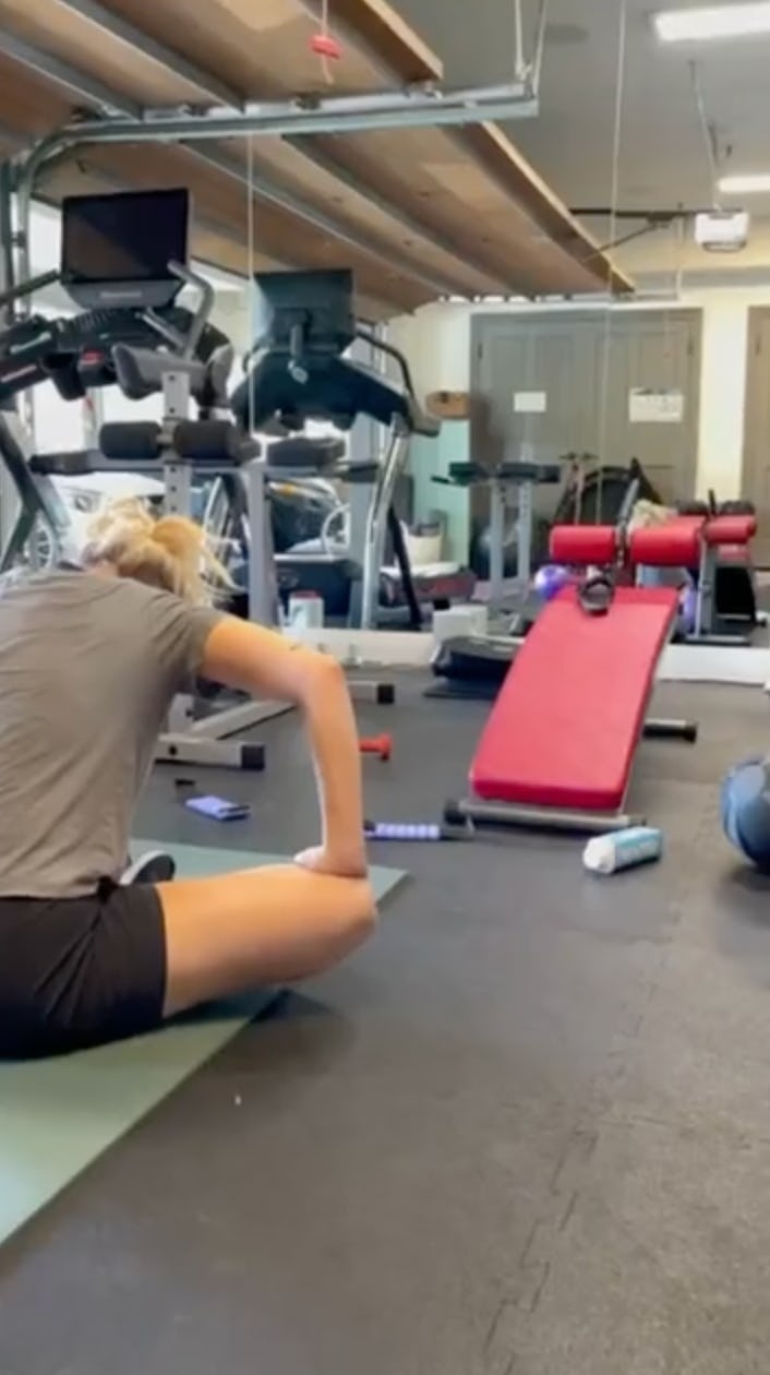 Selena Gomez’s Workout Routine From TikTok Is A Full Body Burn