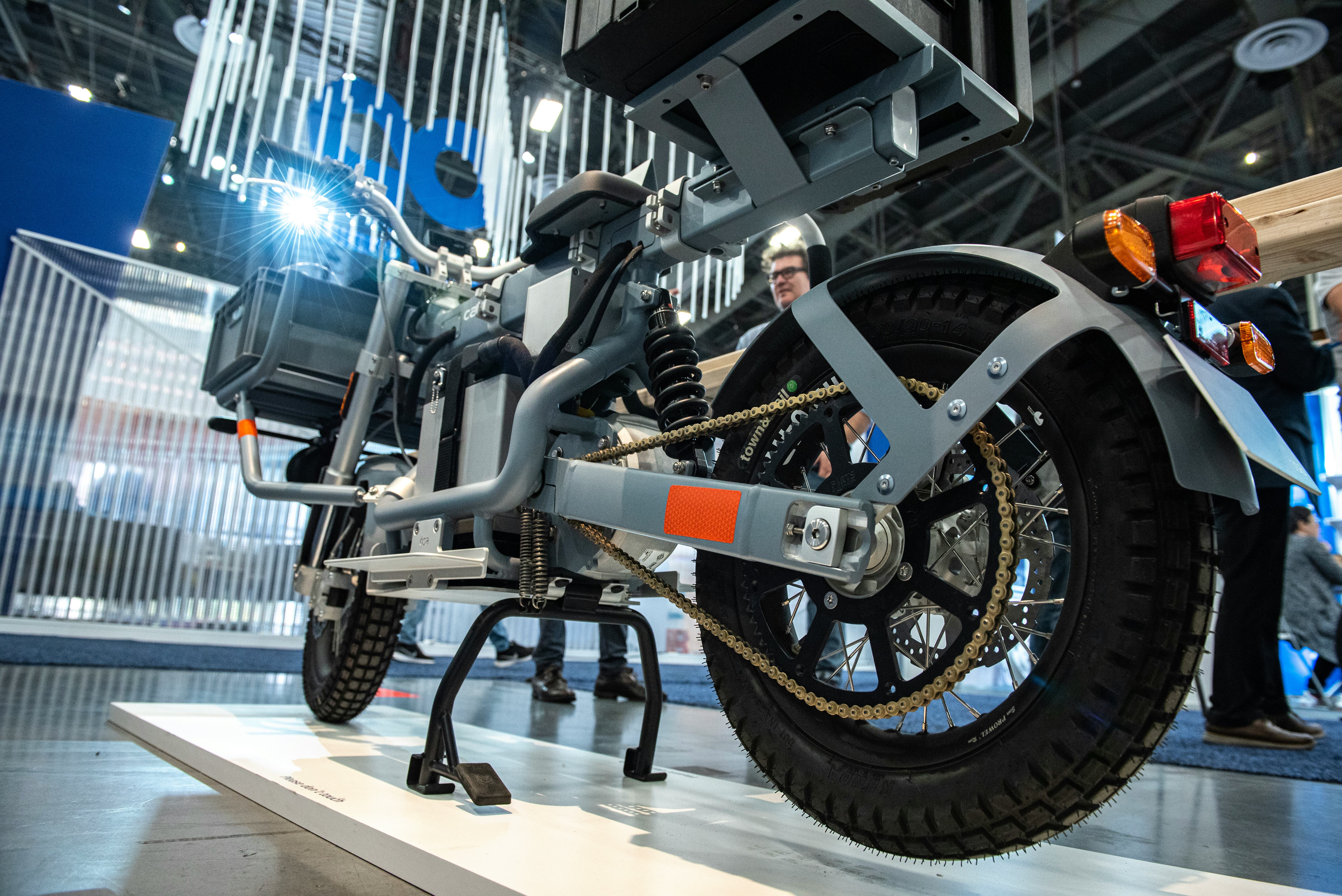 Cake’s new work e-bike has the range of a small electric car