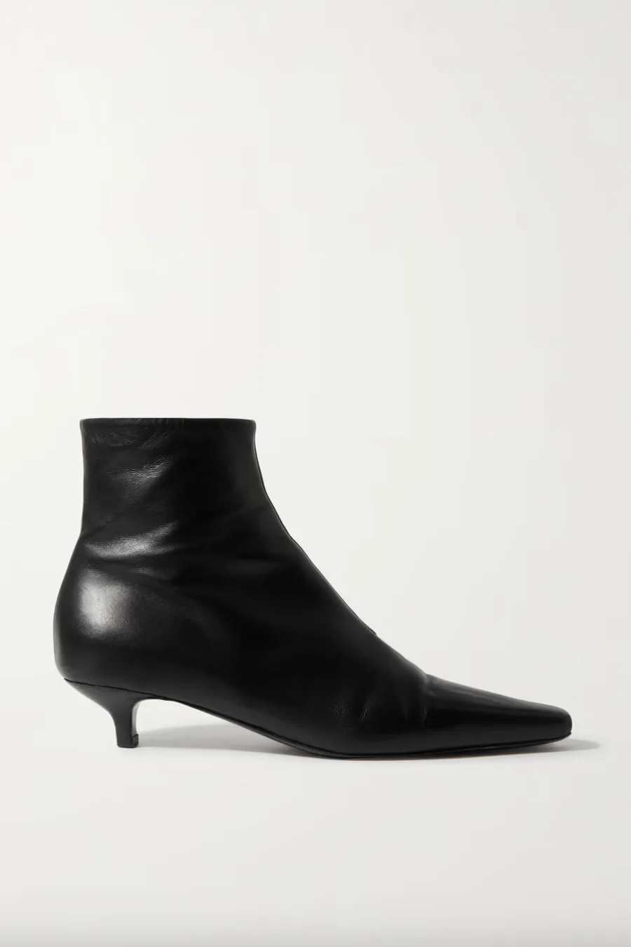 The Fall 2023 Boot Trends Are Both Edgy & Timeless