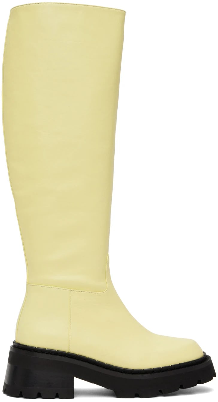 The Fall 2023 Boot Trends Are Both Edgy & Timeless