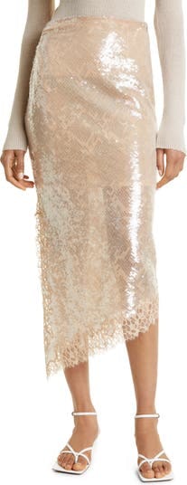 These Daytime Sequins Outfits Will Double Your Wardrobe's Potential