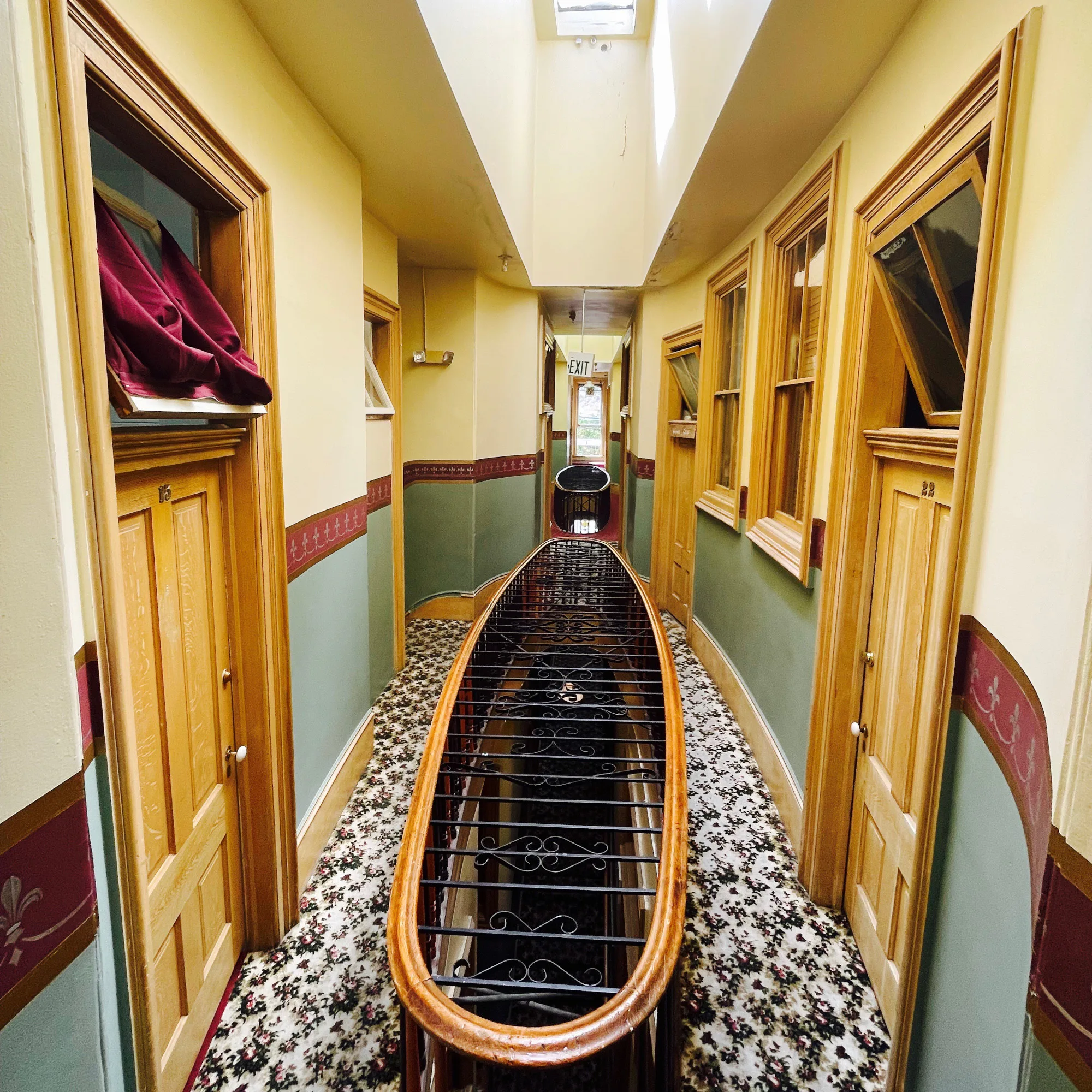 13 Haunted Hotels For A Creepy-But-Luxurious Overnight Stay