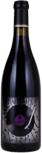 The Best Red Wines For Fall To Usher In The Cozy Vibes