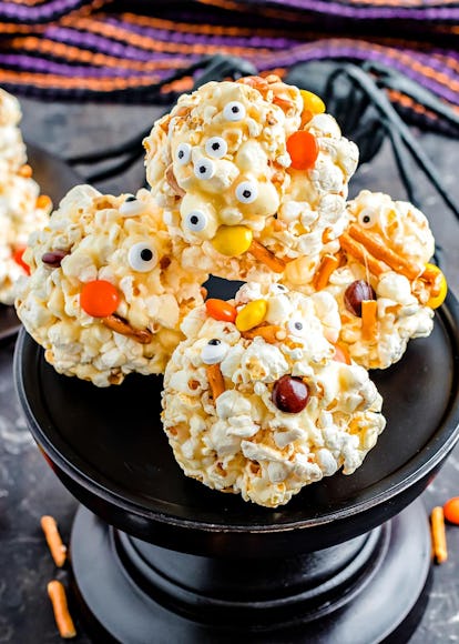 10 Easy Halloween Classroom Snacks