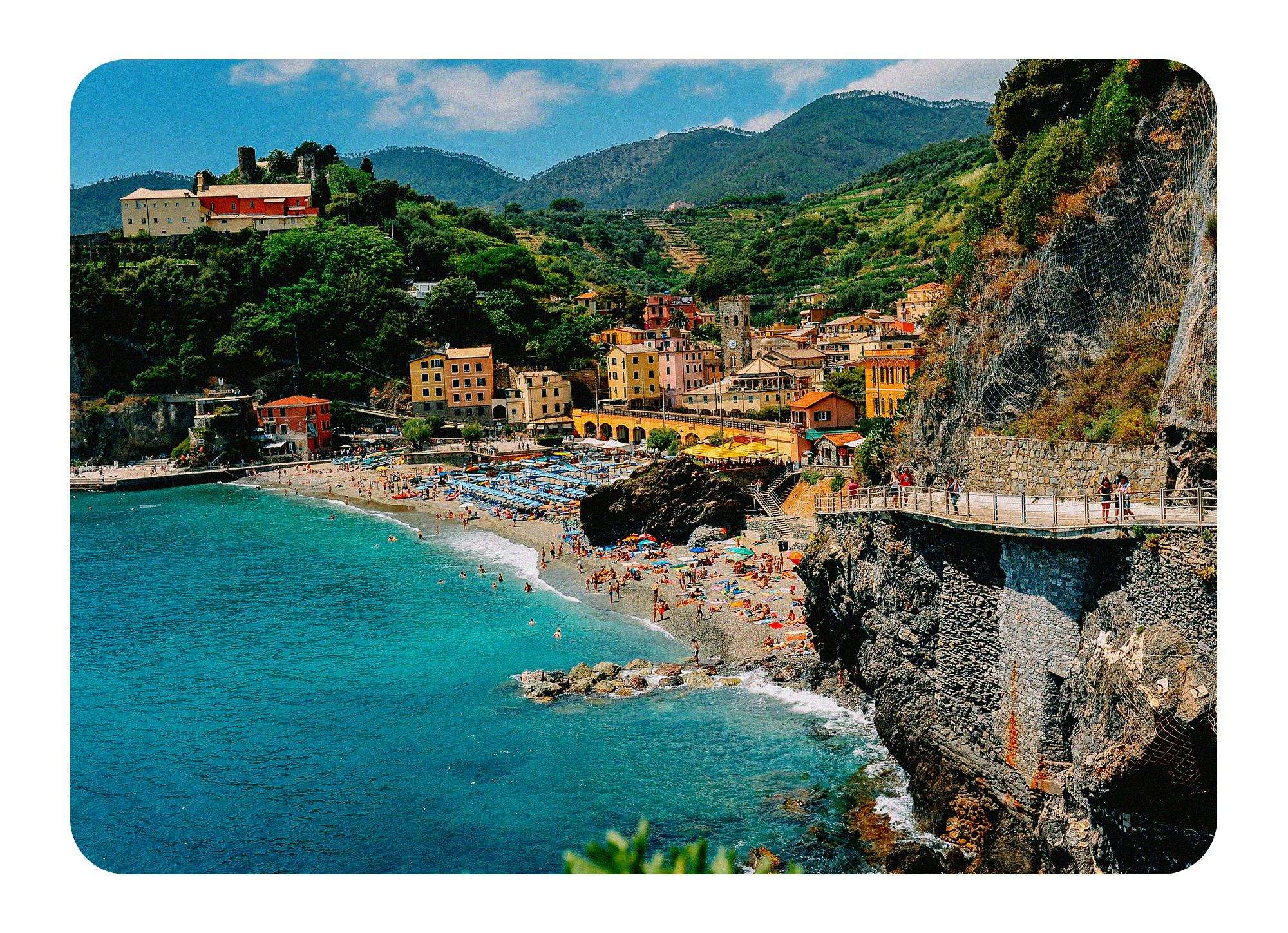 An Elegant, Leisurely Italian Beach Club Vacation That Caters To Kids