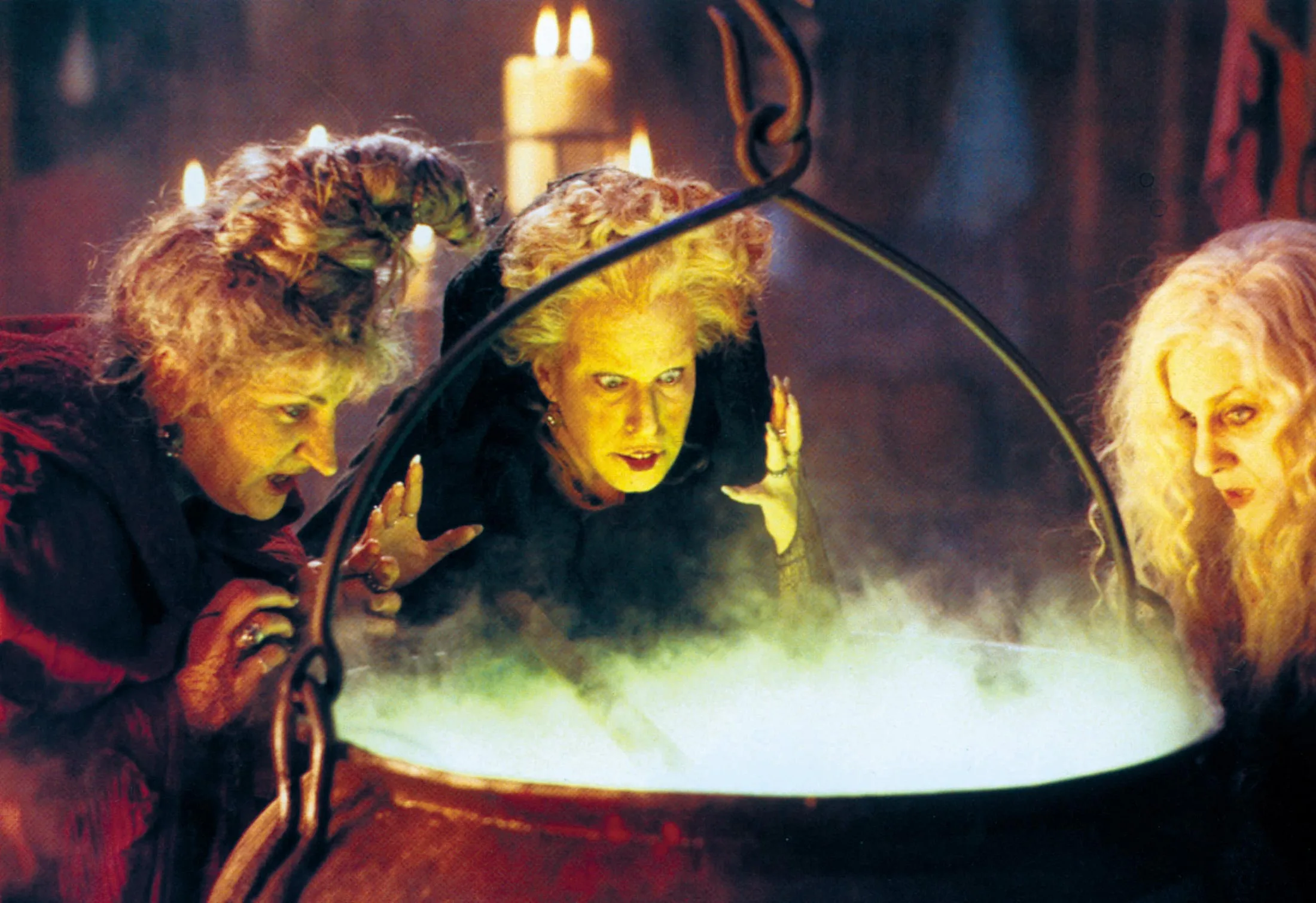 'Hocus Pocus' Director Reveals Details Of A Deleted Scene