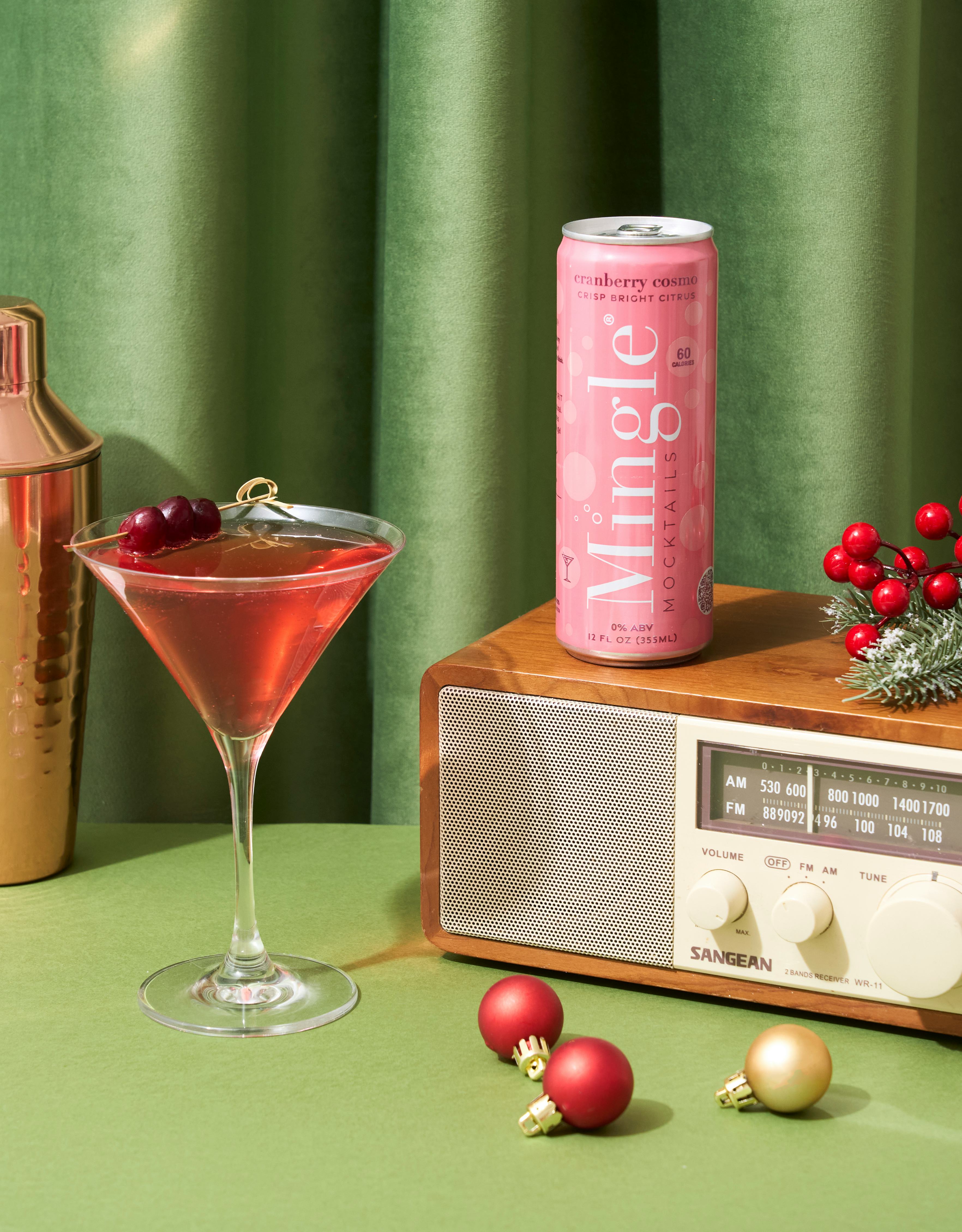 The Ultimate Holiday Mocktail Guide To Toast The Season