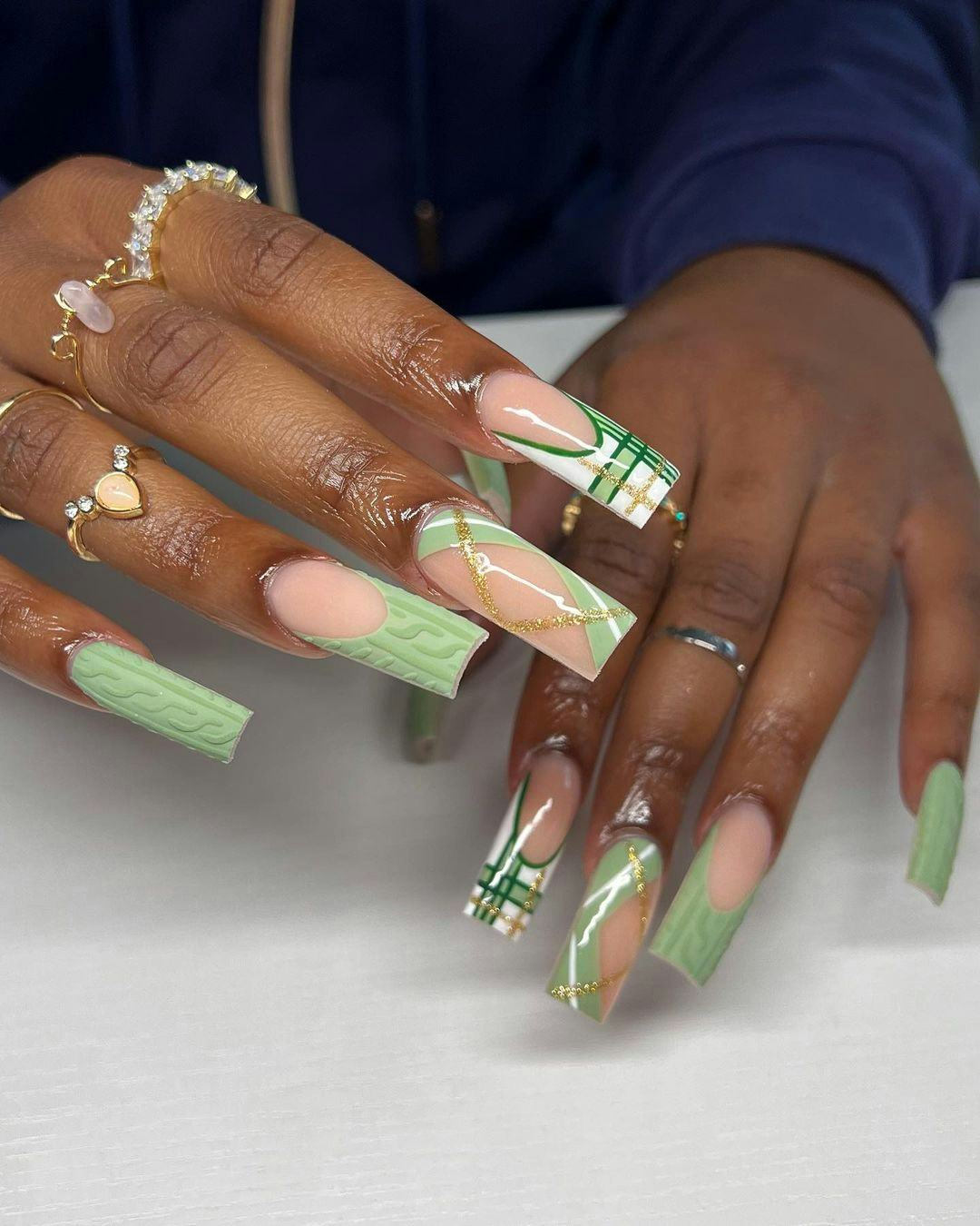 15 Plaid Nail Designs For Fall 2023, From Subtle Tips To Maximal Art