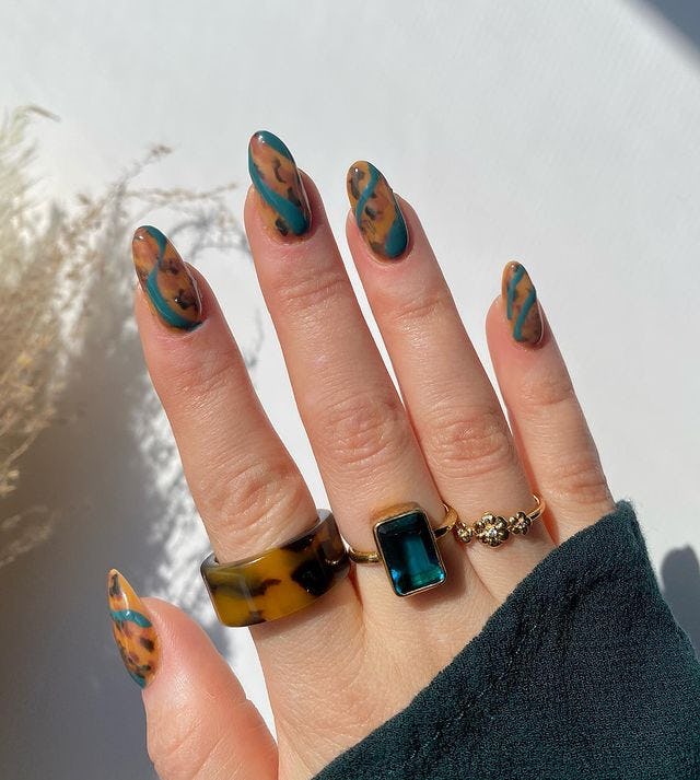 12 "Old Money" Nail Ideas That'll Make You Look Rich