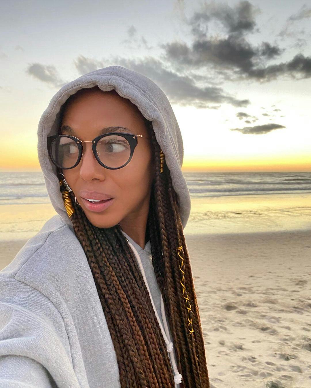 Kerry Washington’s Braids Ponytail Is Pretty, Perky, & Party-Perfect