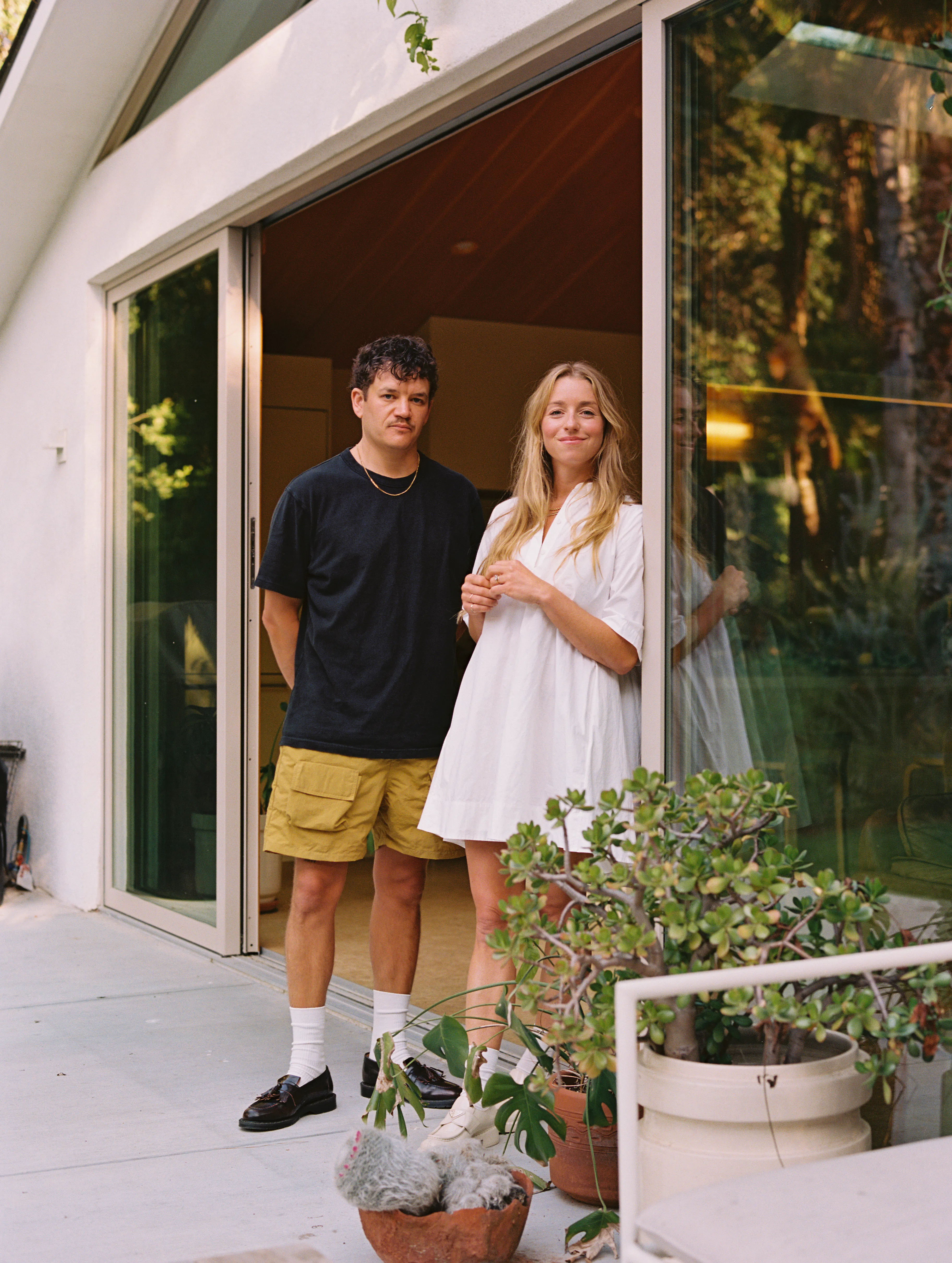 Cookbook Author Molly Baz's Retro Italian-Style Home Is a Feast For ...