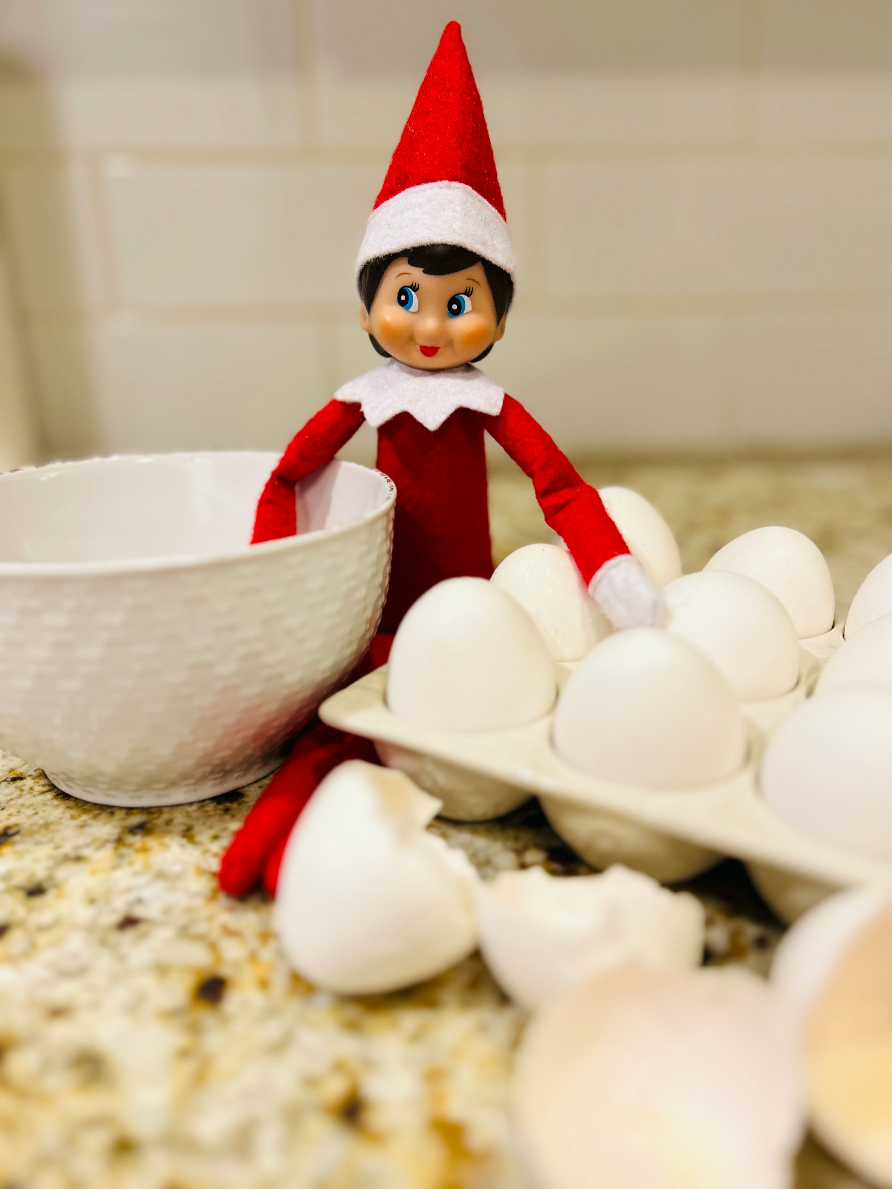 15 Elf On The Shelf Kitchen Ideas That Aren't Messy