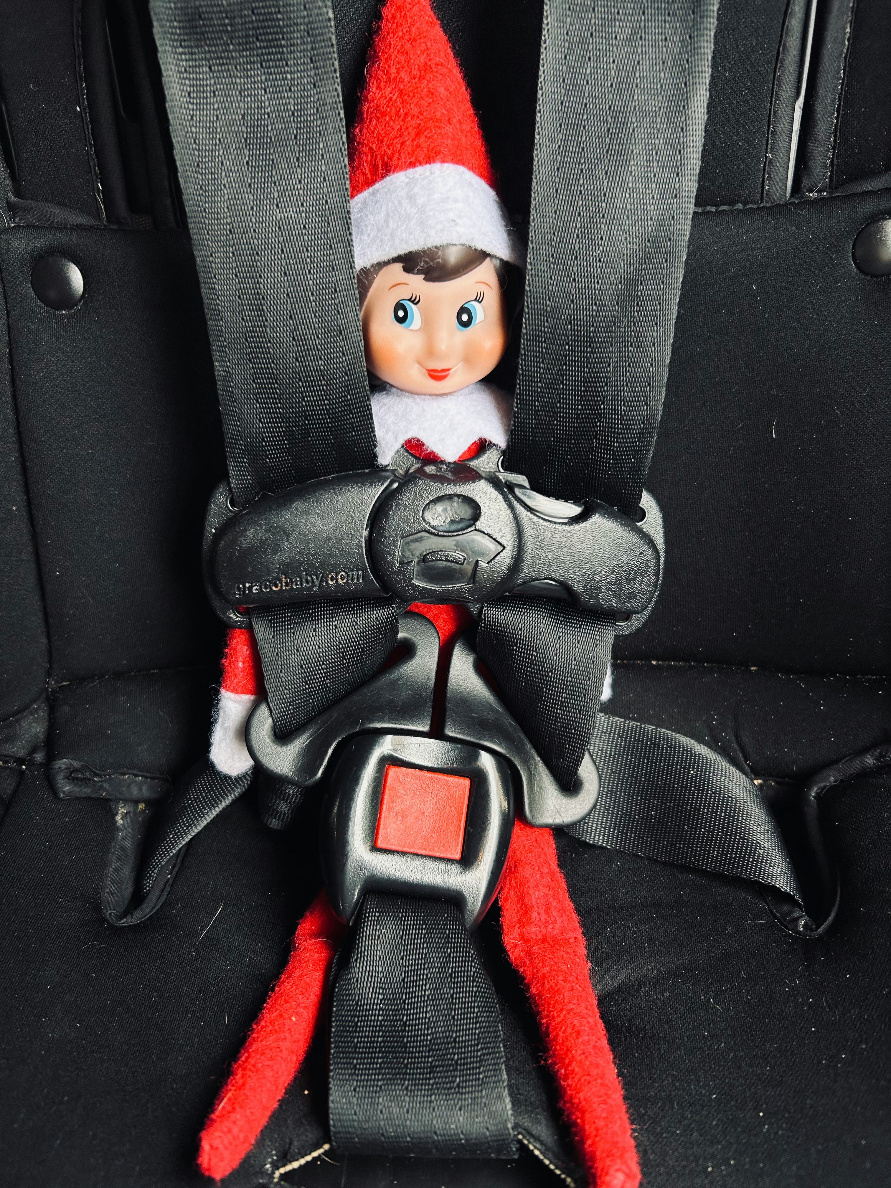 26 Last Minute Elf On The Shelf Ideas You Can Do In Under 2 Minutes