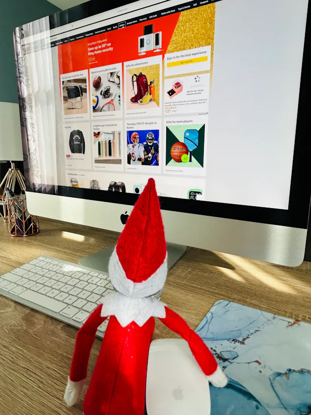 26 Last Minute Elf On The Shelf Ideas You Can Do In Under 2 Minutes