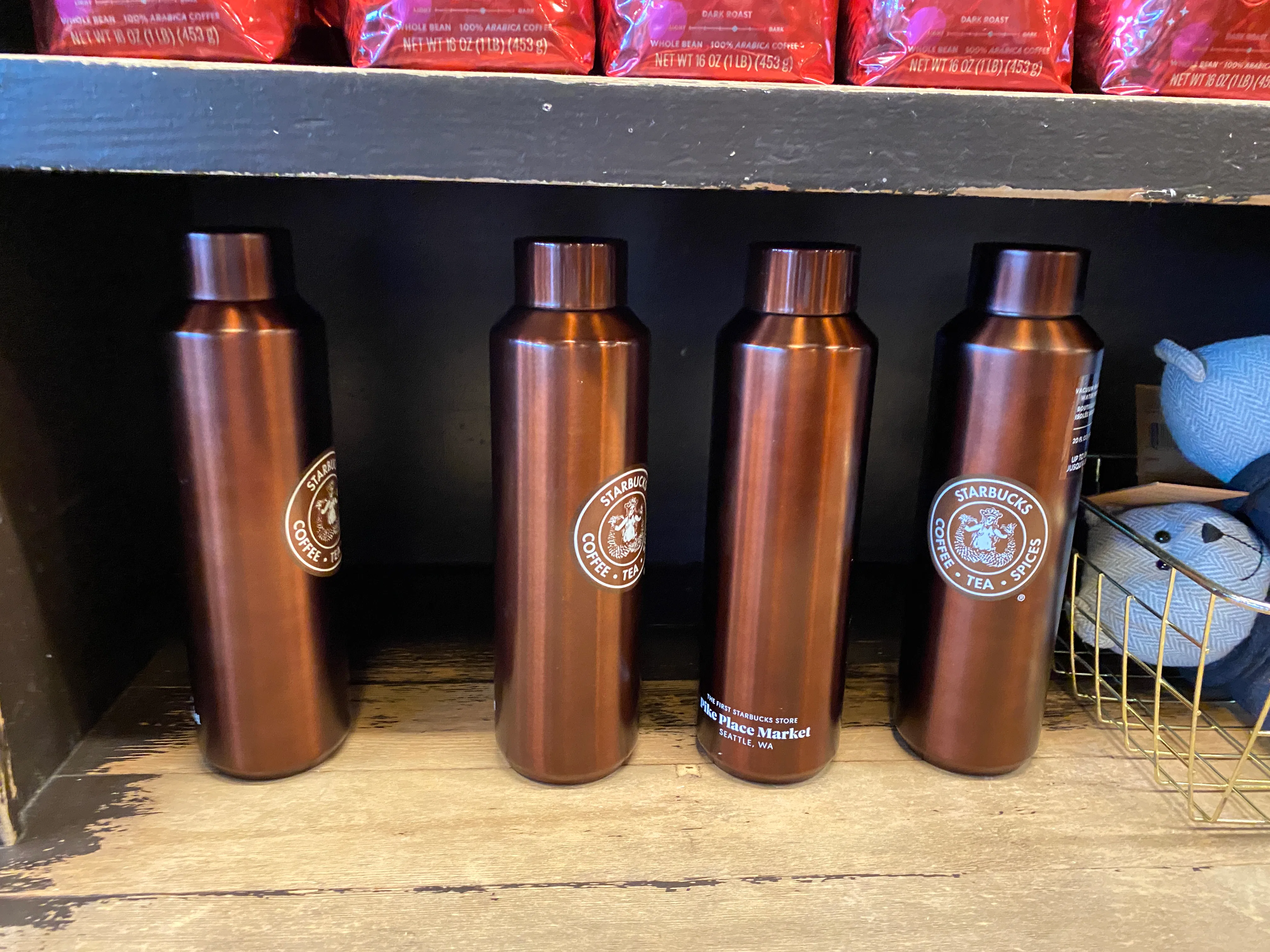 Is The Original Starbucks Worth Visiting In Seattle? The Tea