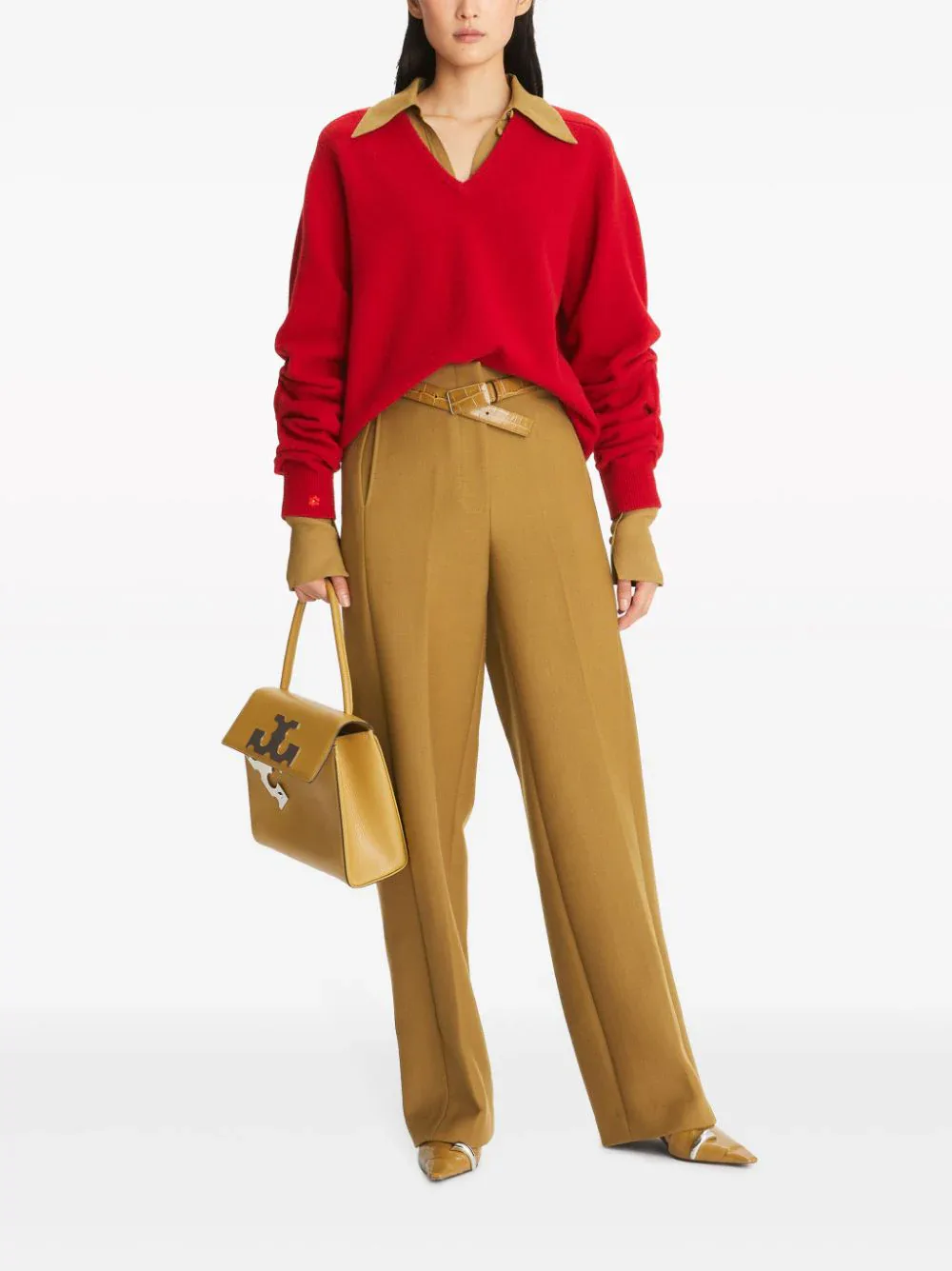 How To Wear A Belt This Season, As Seen On The Runways
