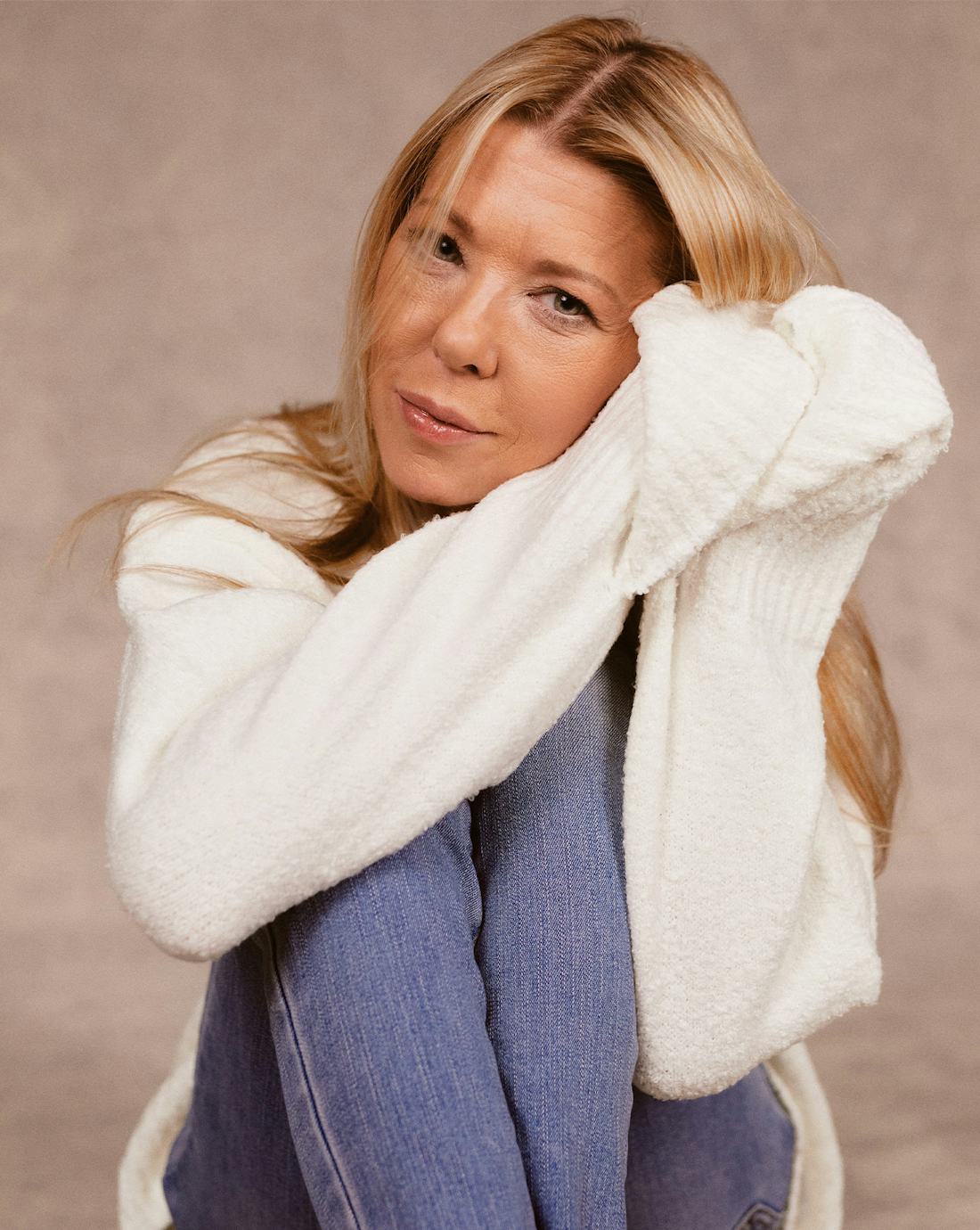 Tara Reid On 'Special Forces,' 90s Nostalgia, & Body Shaming