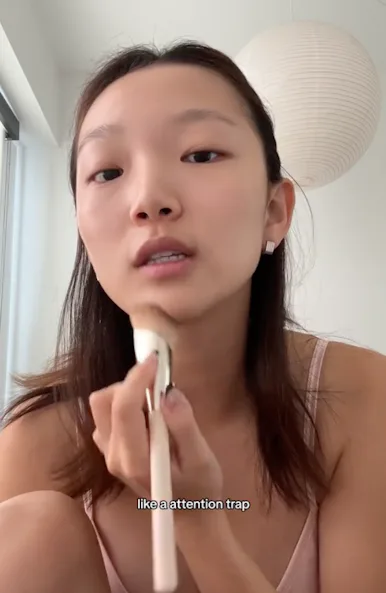 TikTok's "Boyfriend Hoodie Drama" Is Starting Online Debates