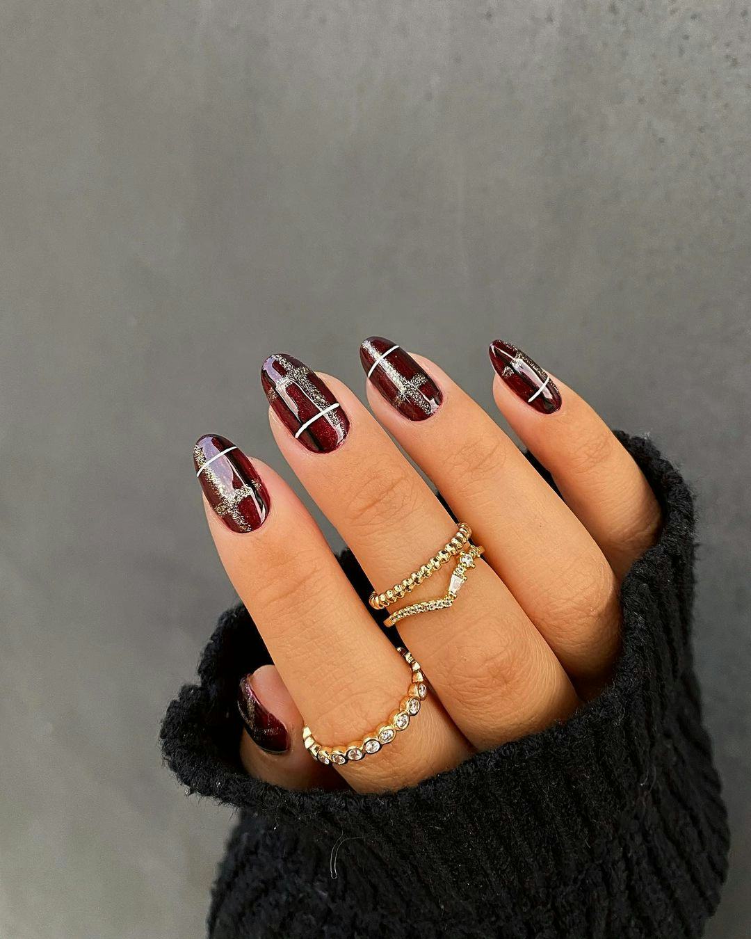 16 Cabincore Nail Design Ideas For Winter 2024 That Give Cozy Vibes