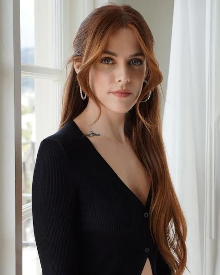 "Gingerbread Red" Hair Is Trending & It's So Flattering