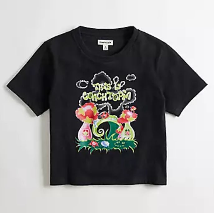 Margot Robbie Just Wore Crocs In The Coolest Possible Way